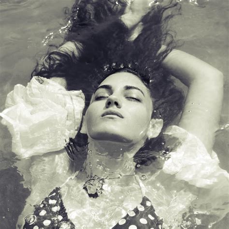 프립 Frip [에스테틱] 소중한 내 피부에게 선사하는 촉촉한 힐링타임 예약 가능