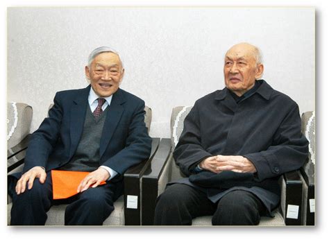 叶铭汉和朱光亚 生平图集