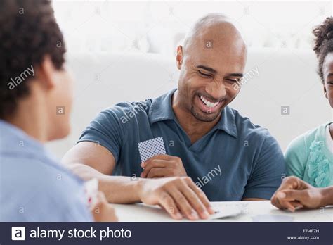 Vater Spielt Mit Tochter Stockfotos Und Bilder Kaufen Alamy