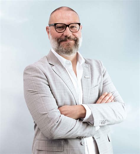 Human Basso Luce E Aria