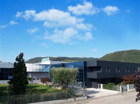 Cabrellon Stampi E Macchinari Per Il Cioccolato