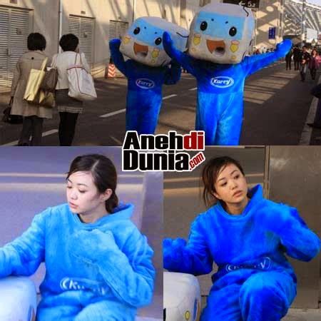 Gadis Cantik Dengan Pekerjaan Tidak Biasa Berita Aneh Dan Unik Terbaru