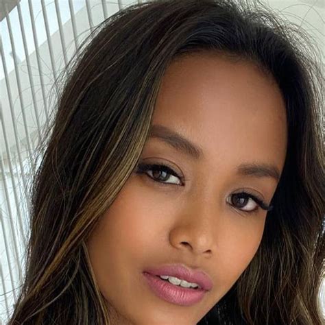 Putri Cinta On Instagram I Am My Own Biggest Crush Enjoy Your Weekend😘😘 In 2025 Beautiful