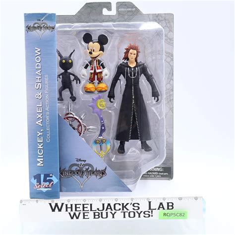 Mickey Axel And Shadow Kingdom Hearts 2017 Diamond Select Action Figure