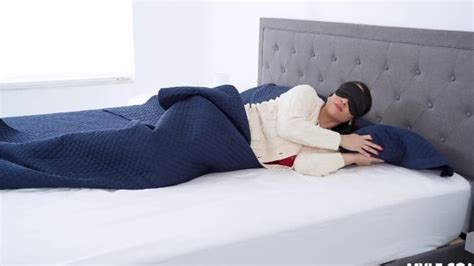 Analmom Uptight Milf Needs A Lesson In Respect Miss Raquel 2025 12 12 1080p