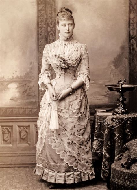 40 Elegant Portraits Of Grand Duchess Elizabeth Feodorovna From The