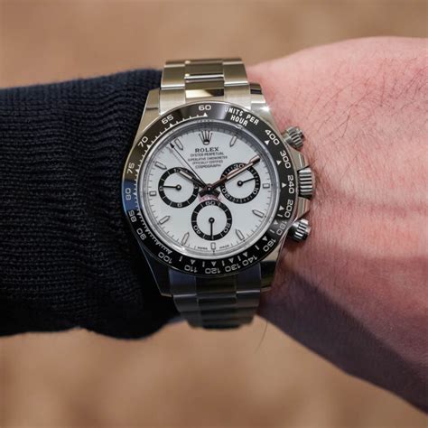 Review Everything Theres To Know About The New Steel Rolex Daytona
