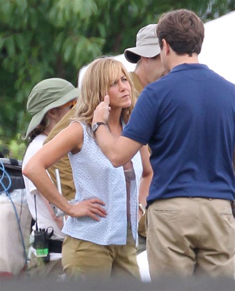 Jennifer Aniston On The Set Of Were The Millers Hawtcelebs
