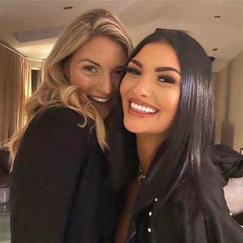 Mum 40 Constantly Mistaken For 21 Year Old Daughters Sister Photo