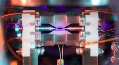 The Photo Of A Single Atom Hanging In The Air Brought The First Prize To The Physicist