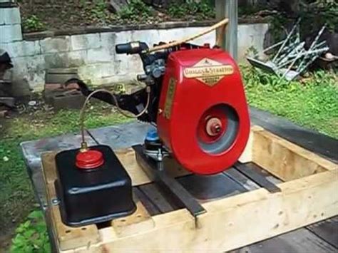 Briggs and Stratton Model WM 1937 Cold Start - YouTube