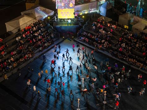 《默島新樂園》臺灣燈會定目劇演出 歷年舞作 何曉玫meimagedance官方網站