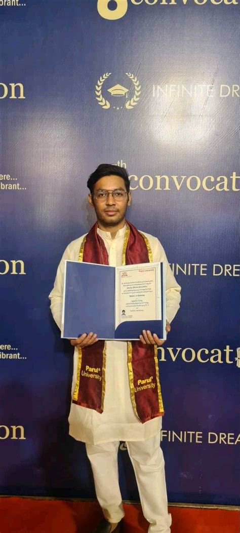 Abhishek Kakadiya On Linkedin Convocation Day