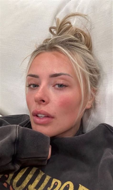 Pin By Serebryakovvl On Corinna Kopf 🖤 Big Women Fashion Hottie Women Natural Makeup Looks