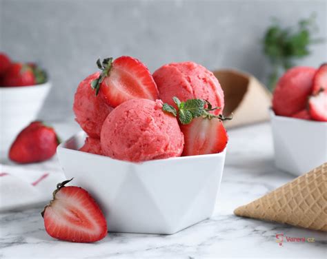 Sladkosti Kuchařka Vařenícz