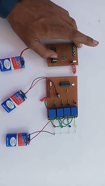 Rf Transmiter Reciver Simple Project Youtube