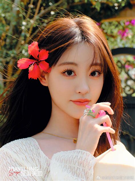 China Entertainment News Zhu Xudan Poses For Photo Shoot