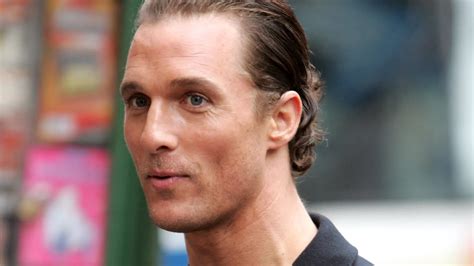 Matthew Mcconaughey Posa Con Su Hijo Levi De 15 Años Cuyo Parecido Es Cada Vez Más Asombroso