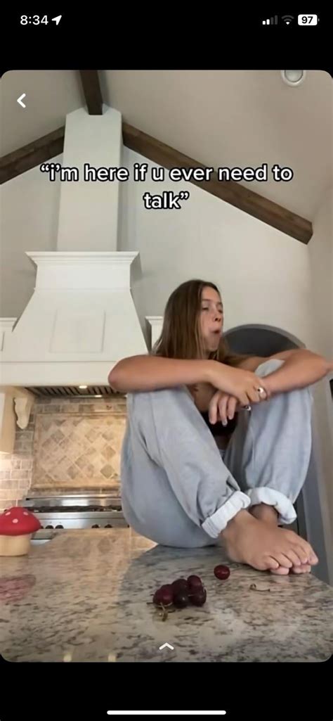 Peytons Feet R Peytoncovfefe