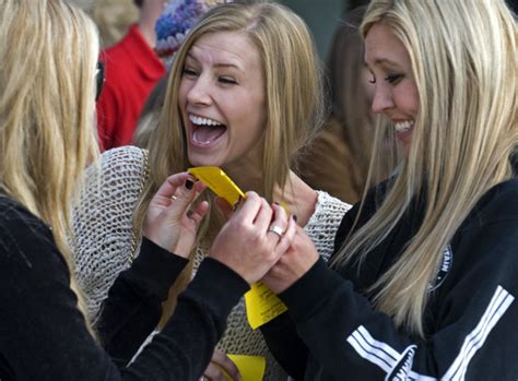 Irvine School Digs Up Time Capsule Orange County Register