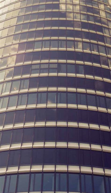 Embassy One Pinnacle