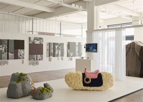 Kvadrat、サスティナブルなテキスタイルプロジェクトを発表 グラフィックデザイナーの長嶋りかこが参加 Axis Web デザインの視点で、人間の可能性や創造性を伝えるメディア