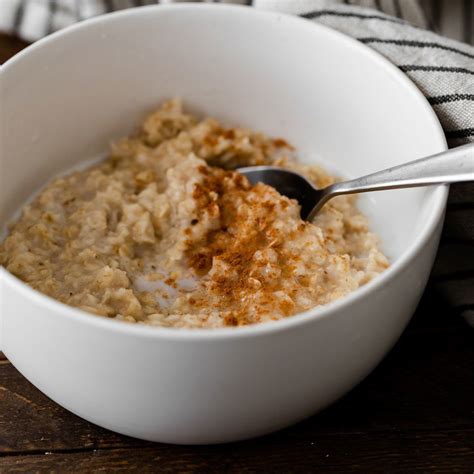 Oatmeal Preparation For Breakfast At Annette Nelson Blog