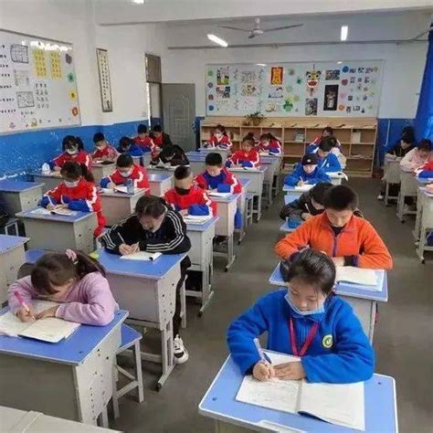 扎实开展服务 提高育人实效——宝成小学新学期课后服务开课了作业工作艺体