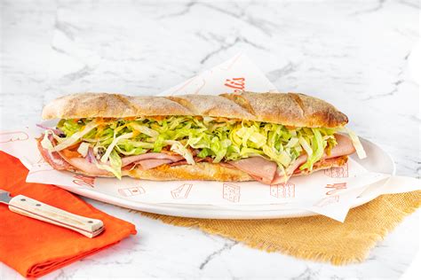 Limited Edition Continental Roll Dinner Twist