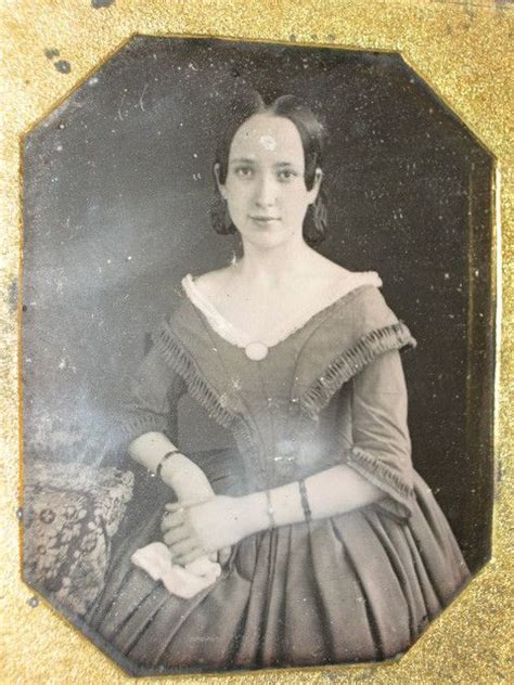 1840s Daguerreotype Beautiful Young Lady Attractive Grand Dress Cameo