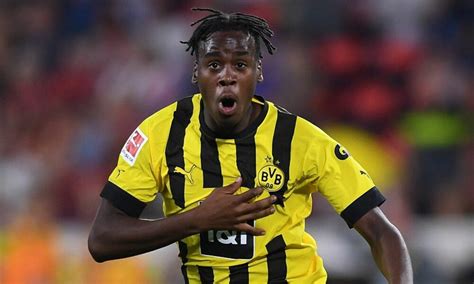 Челси го купи Џејми Биноа Гитенс за 55 милиони фунти МакФудбал