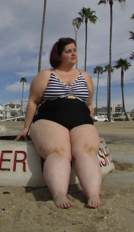 I Love Your Huge Legs Tumbex