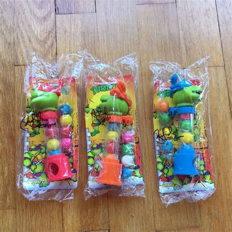 Tmnt Flix Candy Dispenser From 1991 Collector Tin