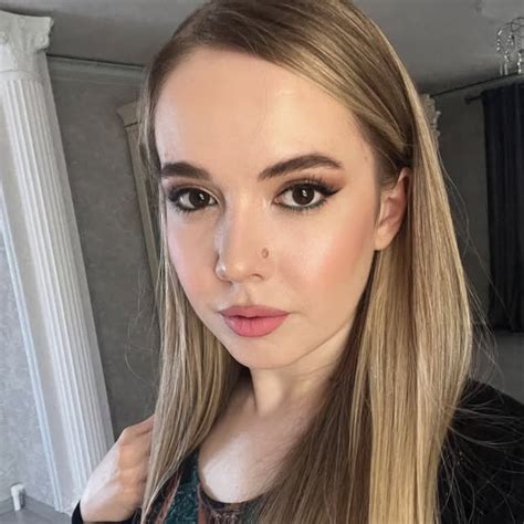 Rupi 🩷 Princess Rupii • Threads Say More