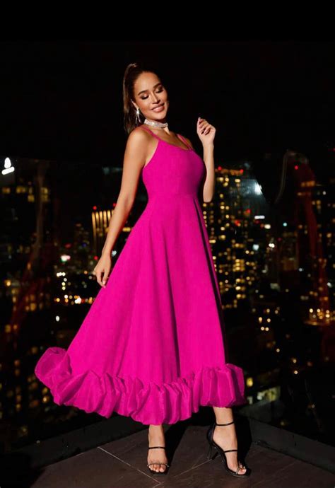 Online Toka Barbie 🩷🩷 بما ان حالياً لون البينك مكتسح