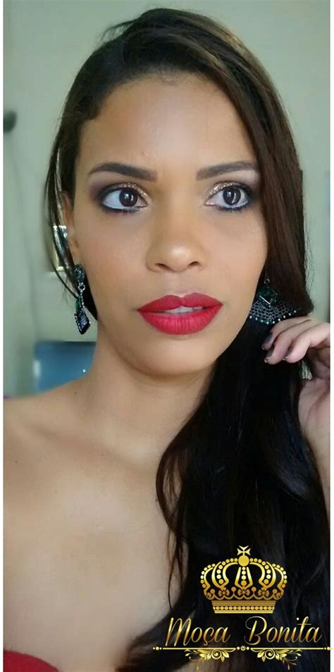 Moça Bonita Resenha Base Ruby Rose Matte