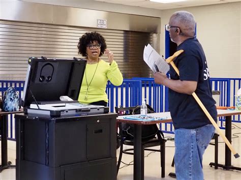 Legislation Doubling Pay For Election Precinct Officials Takes Effect • Oklahoma Voice