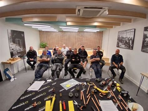 Instantor Ken Lawrence