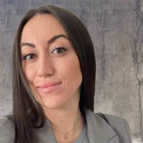 Semra Schneider Saleswoman Dorstener Drahtwerke Hw Brune And Co Gmbh Xing