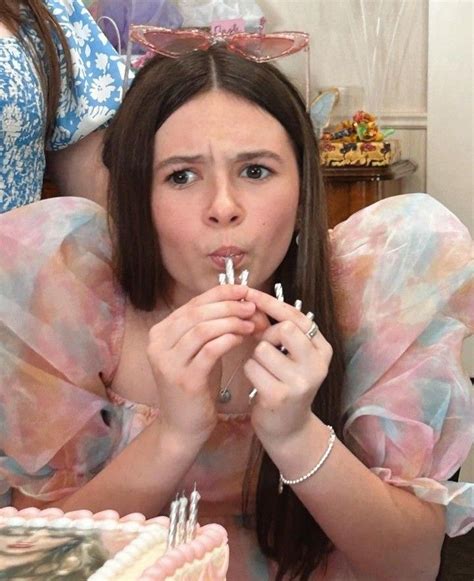 Pin De Klarissa ୨ৎ En Cailey Fleming En 2025 Fotos De Rostro Famosos