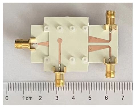 Design Of Filtering Magic T With Wideband And Wide Stopband Based On