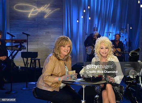 Qvc Carolyn Gracie Photos And Premium High Res Pictures Getty Images