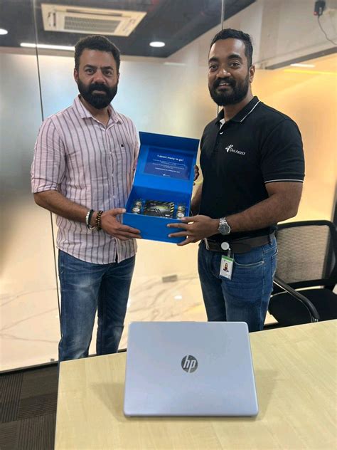 Staying With The Company For 365 Days Deserves A Shout Out Your