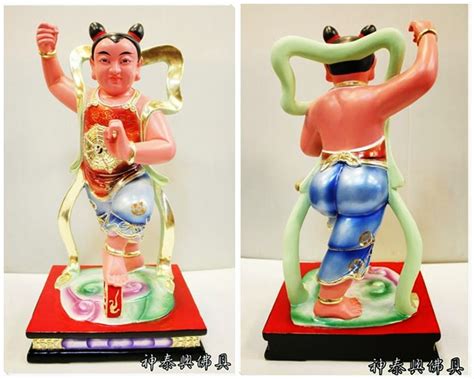 Local Style Dudou The Artistic Underwear Of Medieval China