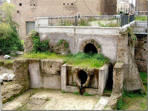 История возникновения унитаза