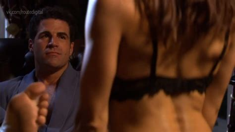 Michael Murray Scratchs Feet