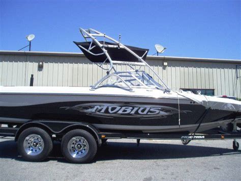 Moomba Mobius And Outback Bimini Top Onlyinboards