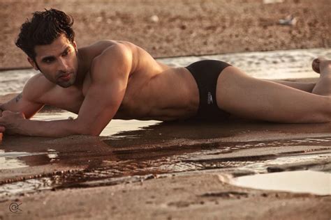 Shirtless Bollywood Men Indian Male Model In Speedos