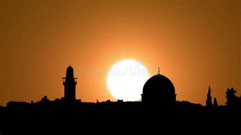 Jerusalem Skyline Dome Of The Rock On The Temple Mount Israel Sunset Timelapse No Clouds