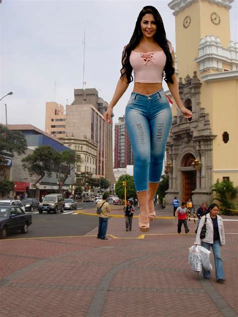 01giantess On The Street By Markawassi On Deviantart
